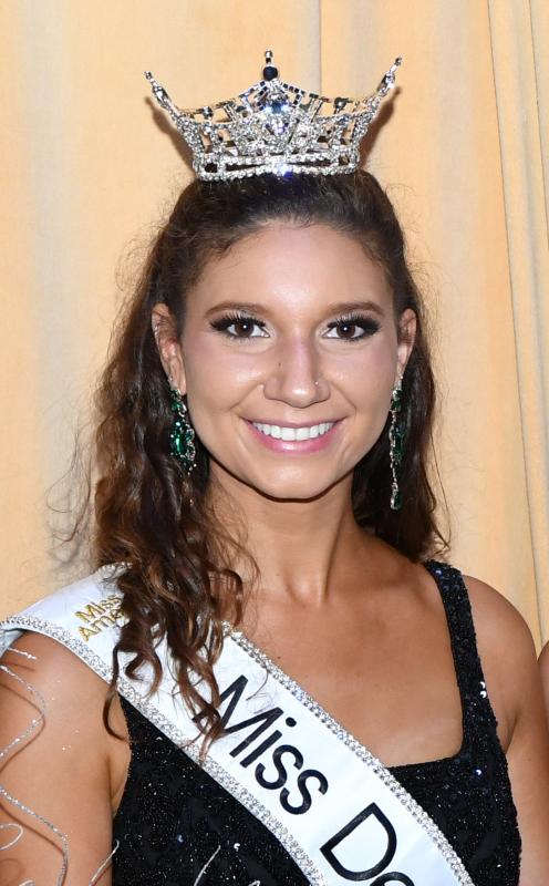 Blue Palm Sunless Studio – "Luxury Bronzing, Exceptional Skincare."